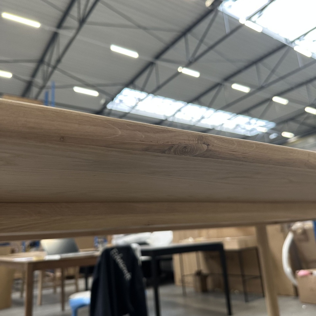 Profile dining table - 220cm | Re-loved